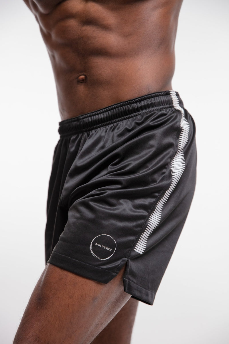 Essential Shorts In Black – Gain The Edge EU